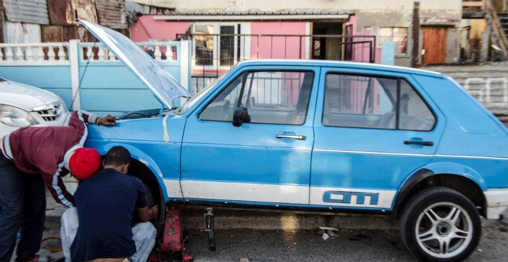 The Hustle and Grind of Looking for Work in the Ghetto | Marginal Identity